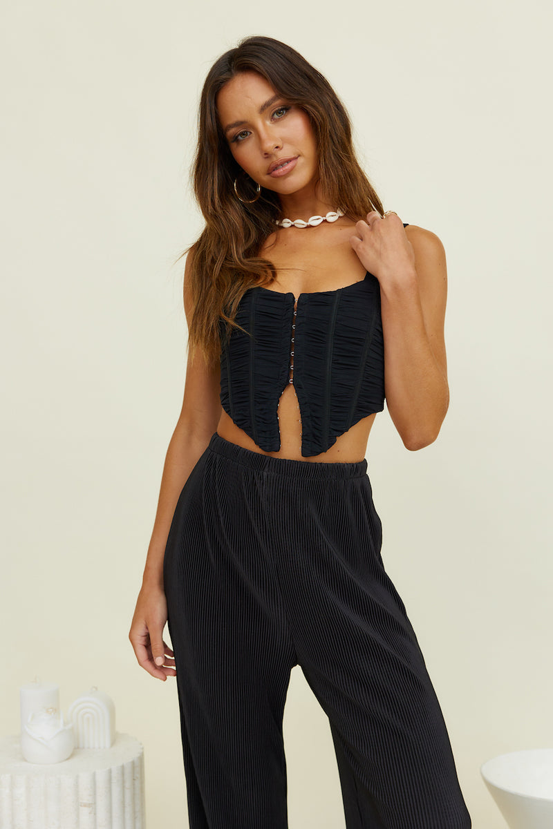 Running Flow Crop Top Black | Fortunate One